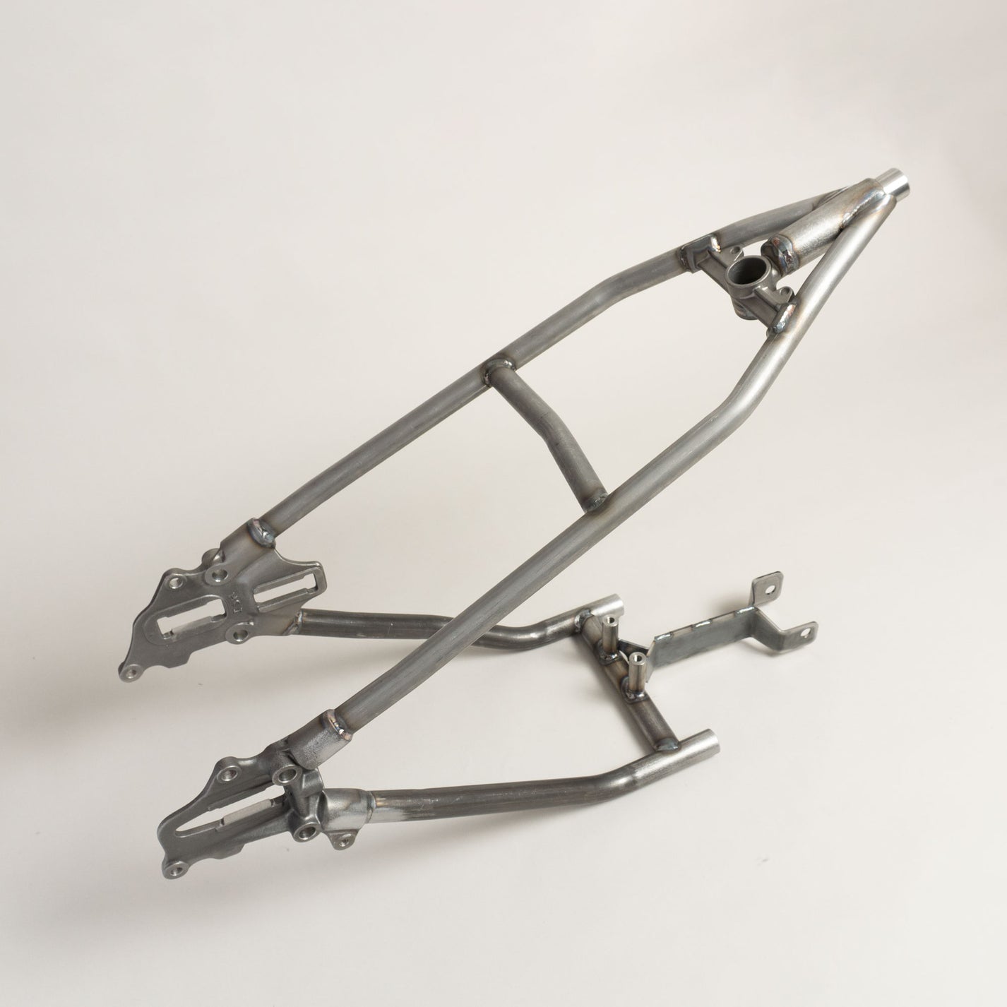 Big Twin Evo Weld-On Hardtail with Cast Axle Plates – Krispy Choppers